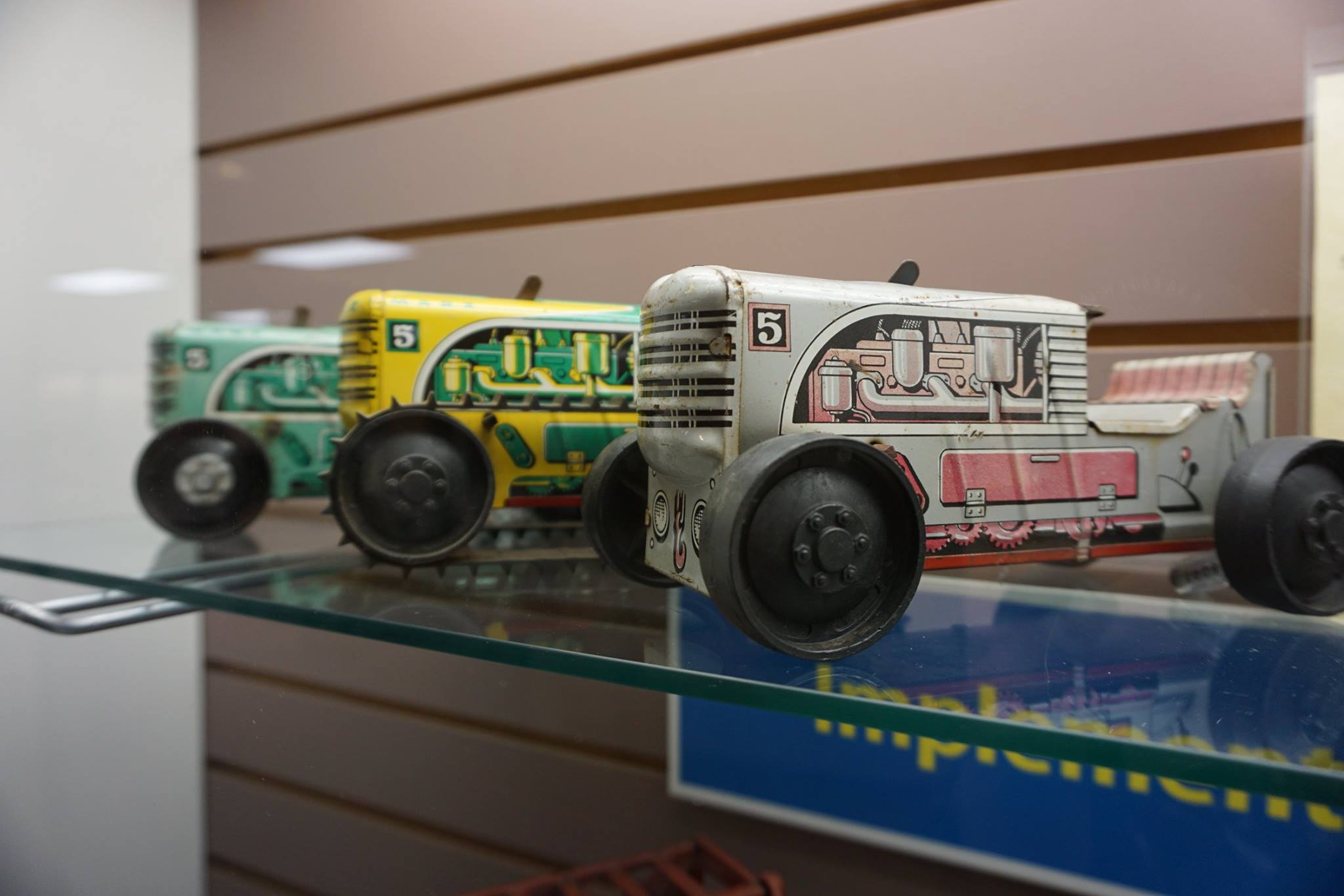 National Farm Toy Museum - Dyersville Area Chamber of Commerce